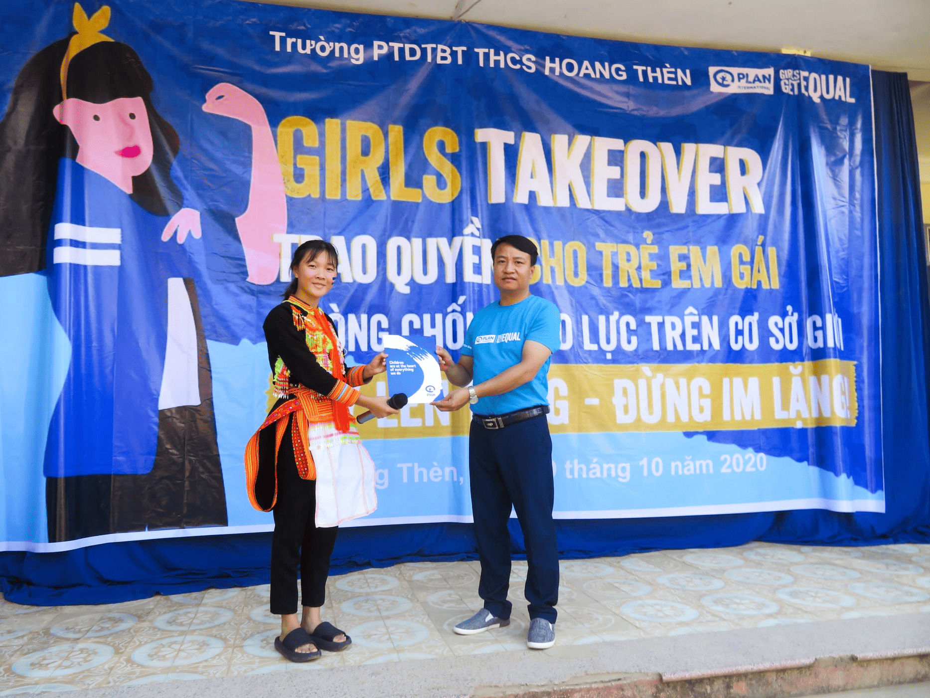 Trao quyền cho trẻ em gái và ngăn chặn trẻ em gái bị quấy rối trên mạng